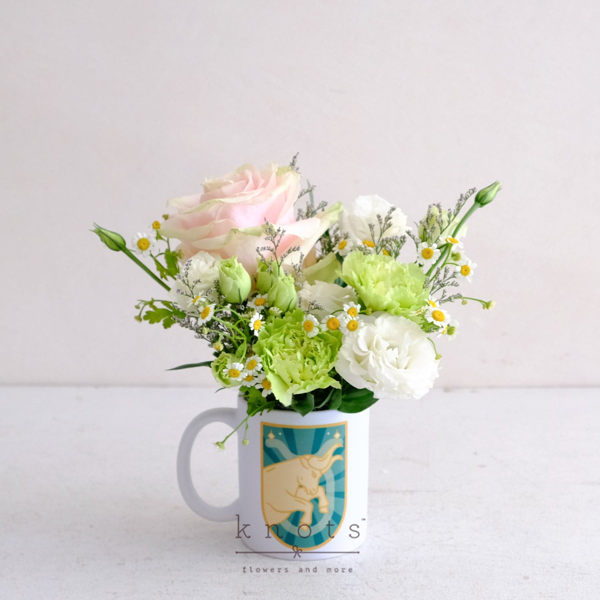 Verdant Taurus (Pink Ecuadorian Rose Arrangement) | Knots.ph