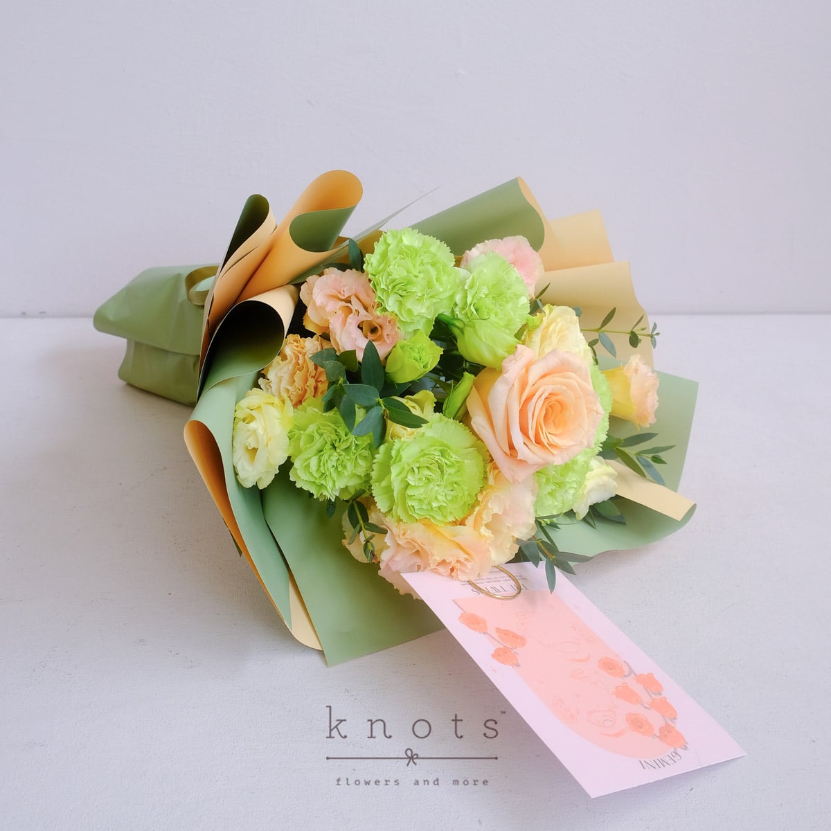 Atlas Gemini (Peach Ecuadorian Rose Bouquet) | Knots.ph