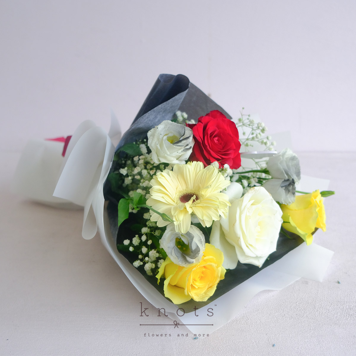 Way to go, Pal! (Rose and Gerbera Graduation Bouquet) | Knots.ph