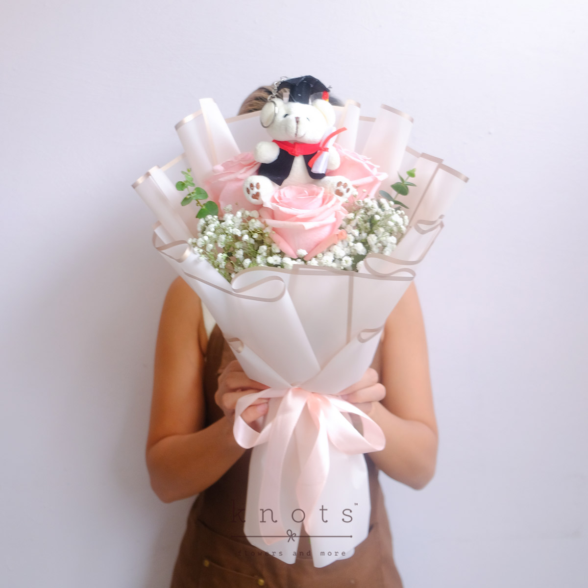 Academic Blossom (Pink Ecuadorian Rose Graduation Bouquet) | Knots.ph