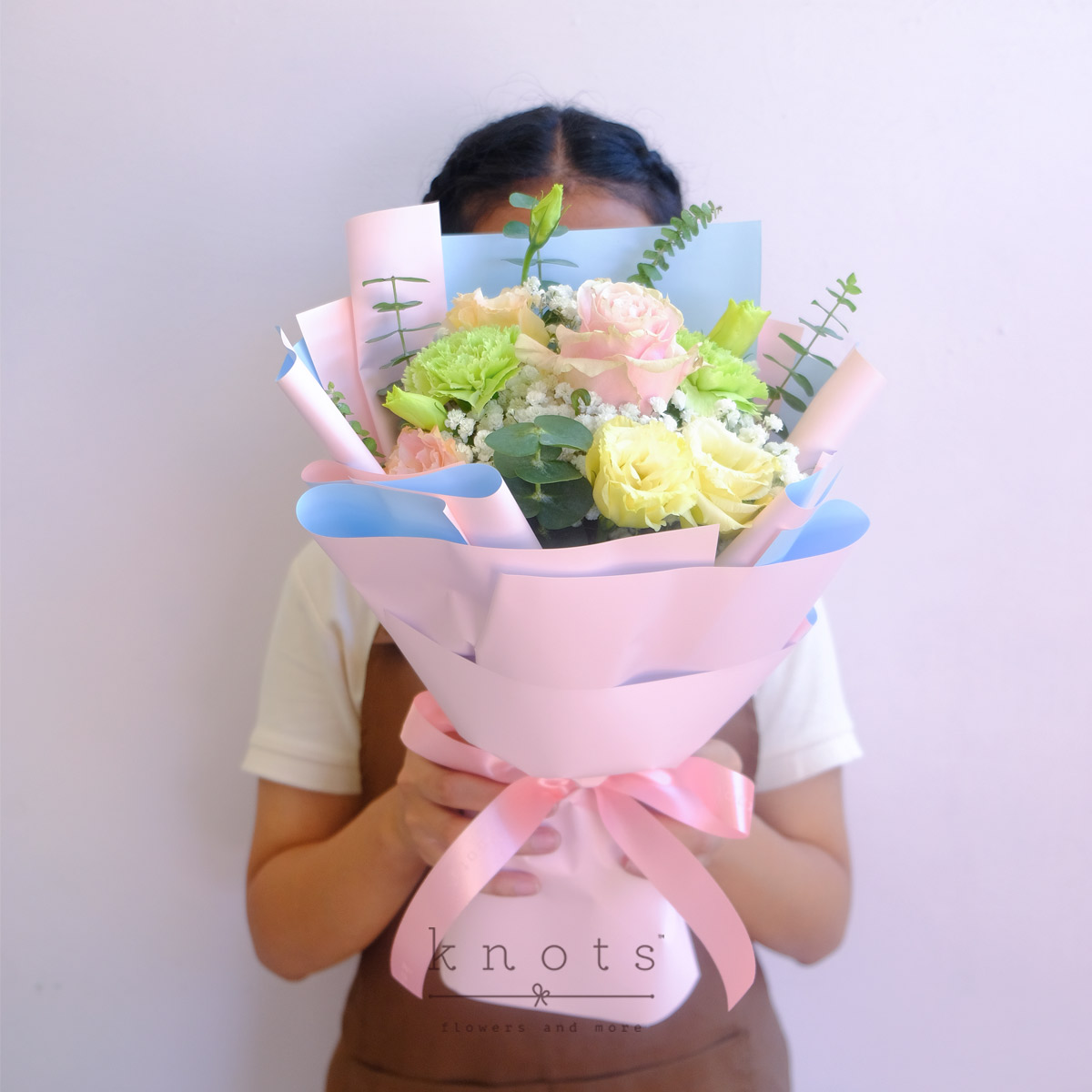 Flourishing Smile (Pink Ecuadorian Rose Bouquet) | Knots.ph