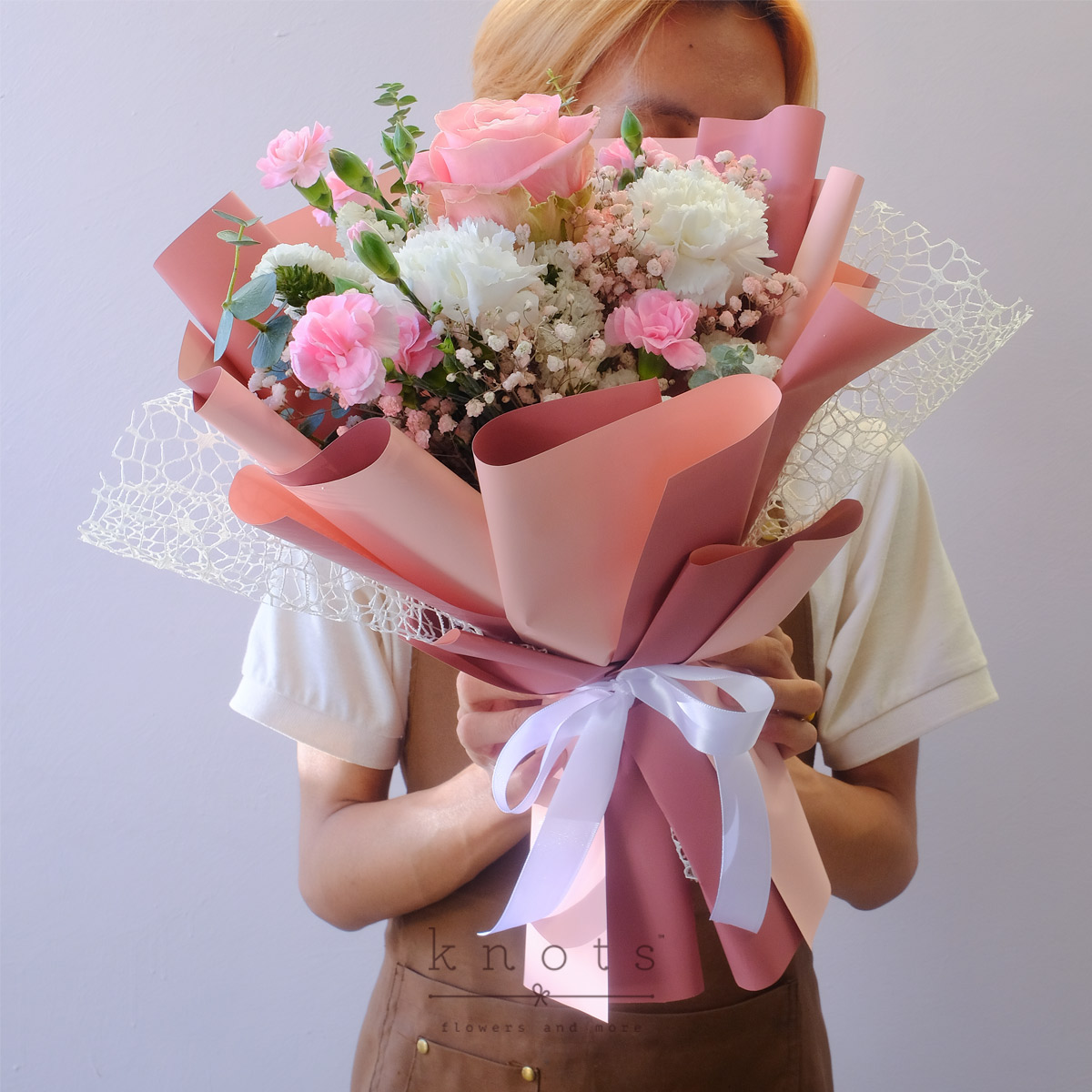 Charlene (Pink Ecuadorian Rose Bouquet) | Knots.ph