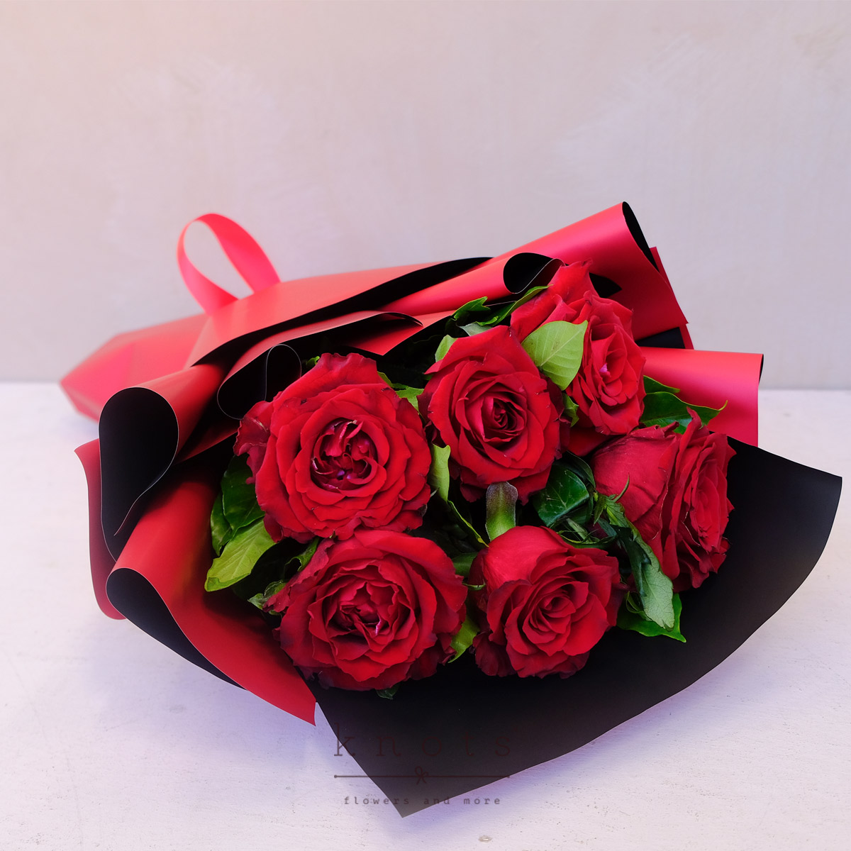 Passionate Hearts (6 Red Roses Bouquet) | Knots.ph