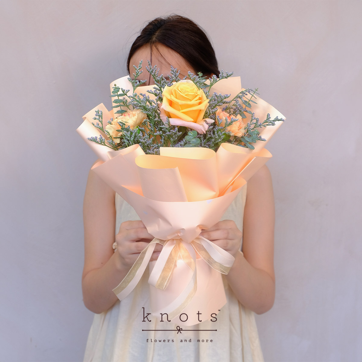 Sweet and Sound (Shimmer Ecuadorian Rose Bouquet) | Knots.ph