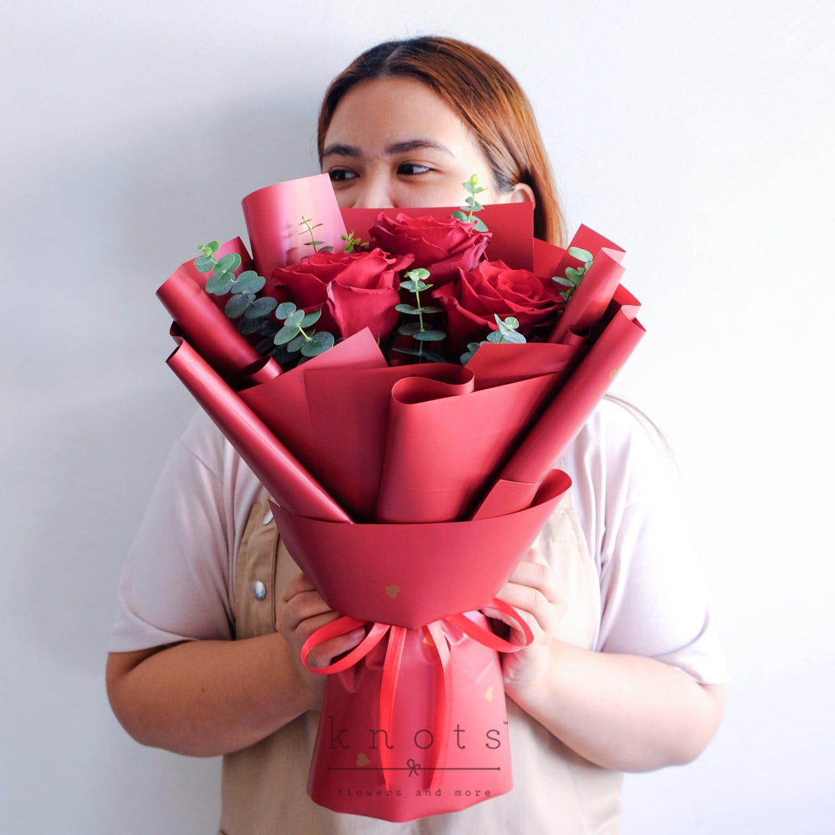 Loyal Love (3 Red Ecuadorian Roses Bouquet) | Knots.ph