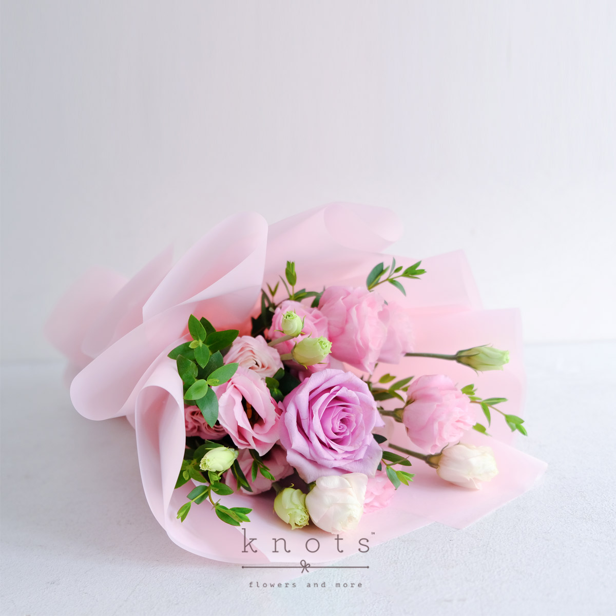 Sweet Rush (Lilac Rose Bouquet) | Knots.ph