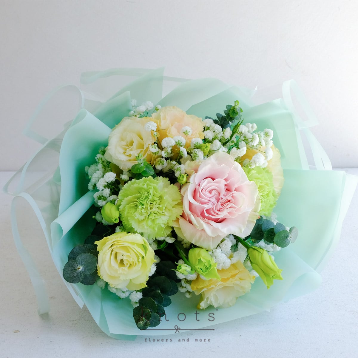 Aquamarine (Pink Ecuadorian Rose Bouquet) | Knots.ph