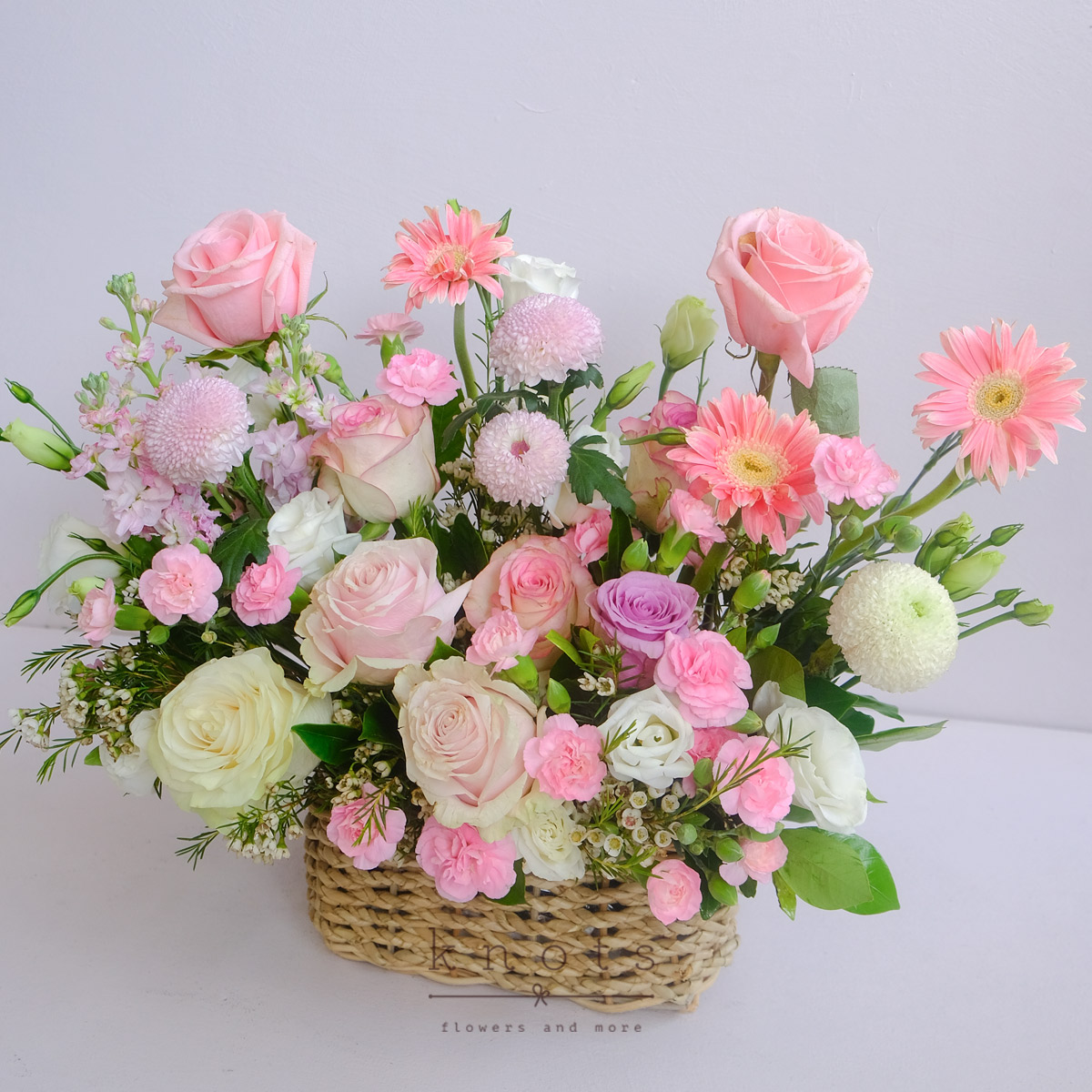 Fairy’s Den (Mixed Flowers Arrangement) | Knots.ph