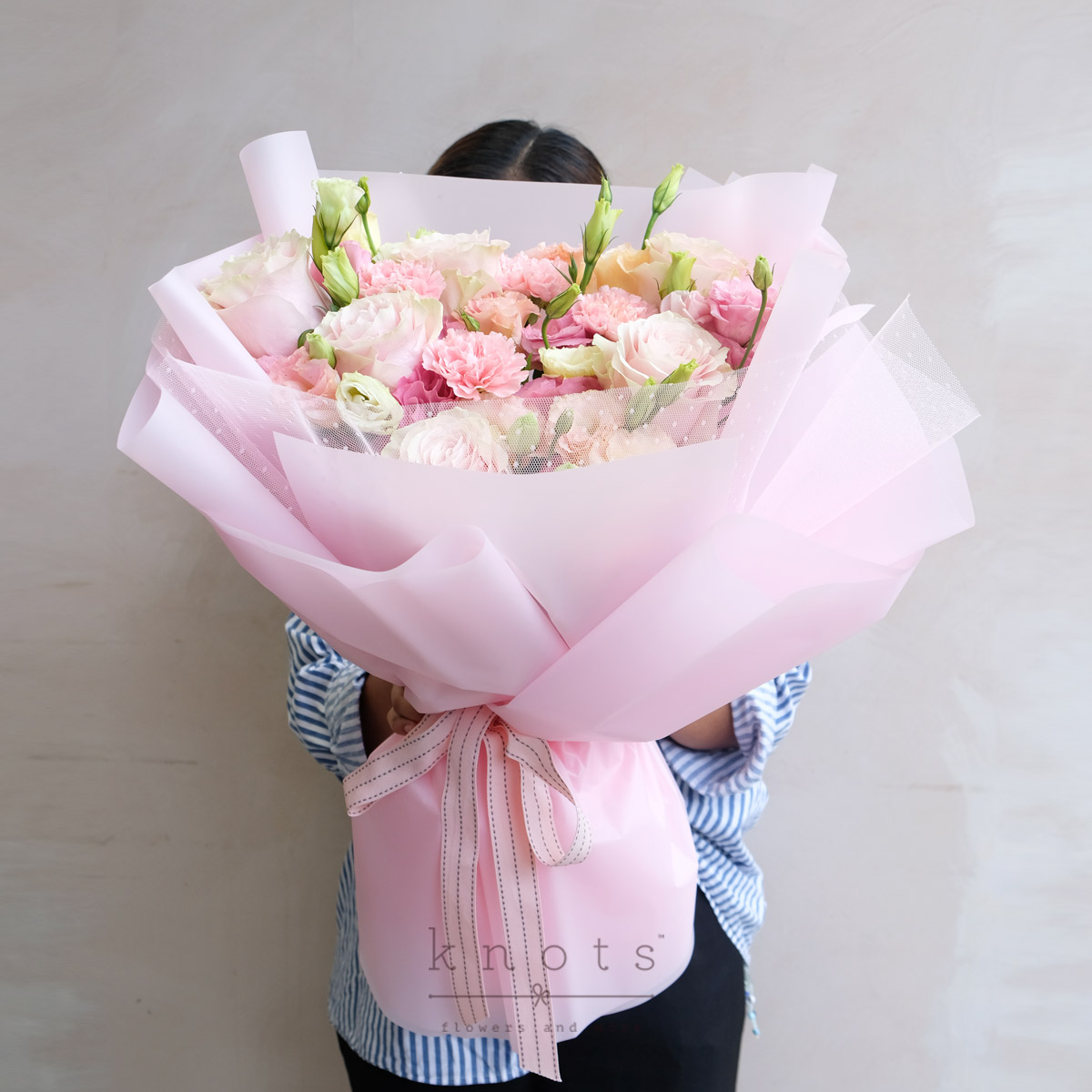 Whisper Of The Heart (Pink Ecuadorian Roses Bouquet) | Knots.ph