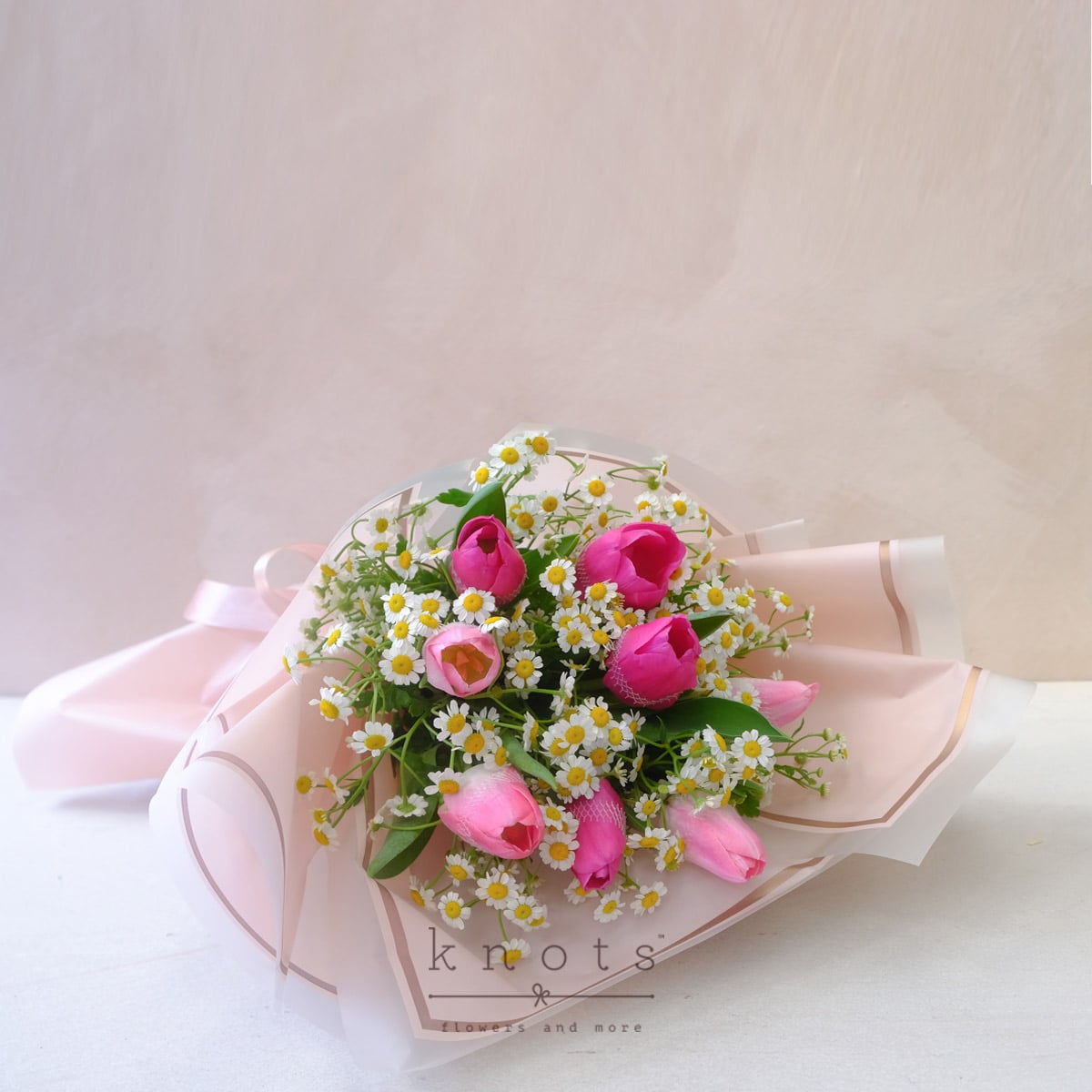 Charming Damsel (Tulips & Chamomile Bouquet) | Knots.ph