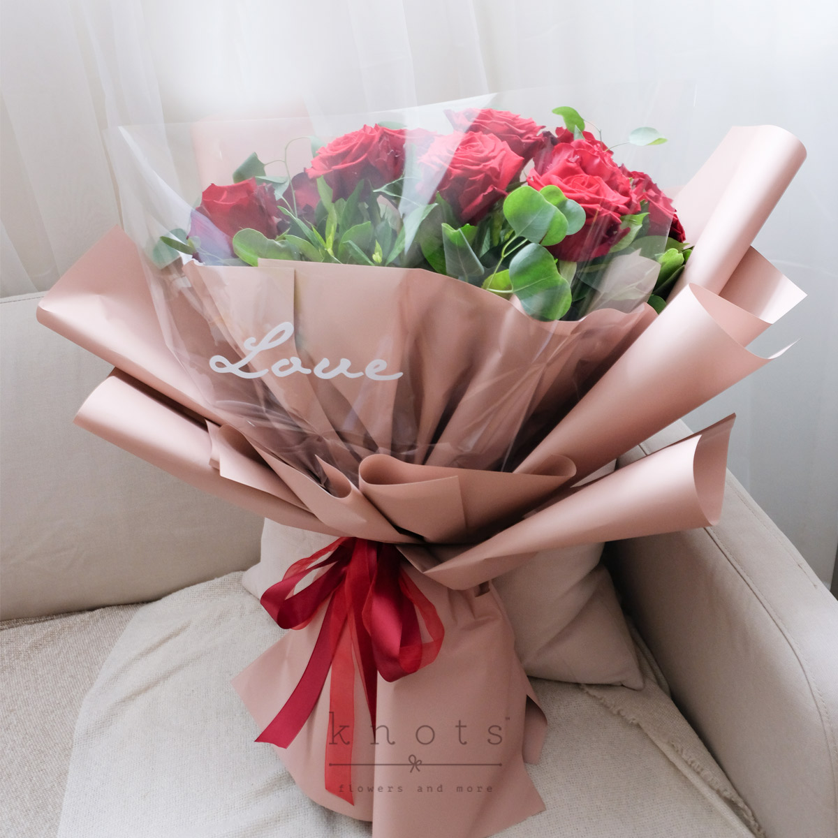 Timeless Love (12 Red Ecuadorian Roses) | Knots.ph