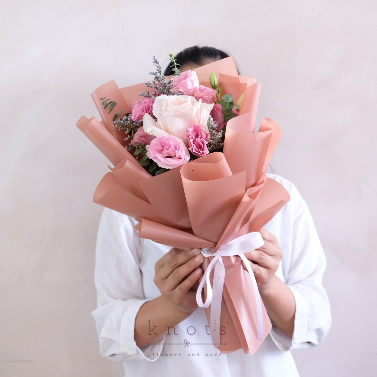 Lovely Pink (1 stalk Pink Ecuadorian Rose Bouquet) | Knots.ph